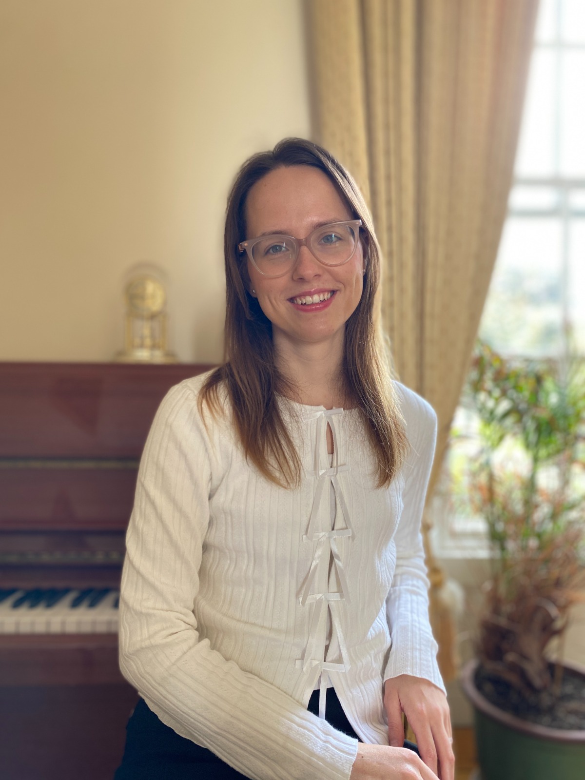 Emma Kilroy Piano & Music Educator | Piano Academy Ireland